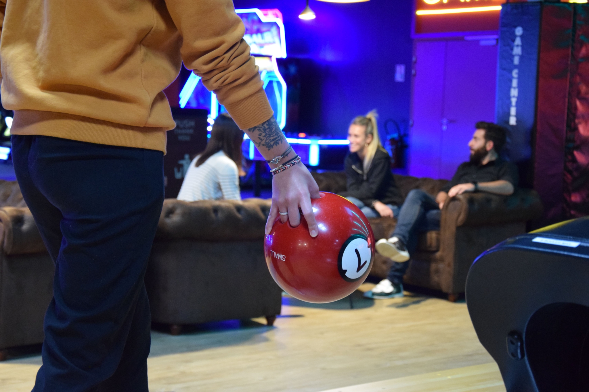 14 pistes de bowling dernière génération à Pont-Évèque